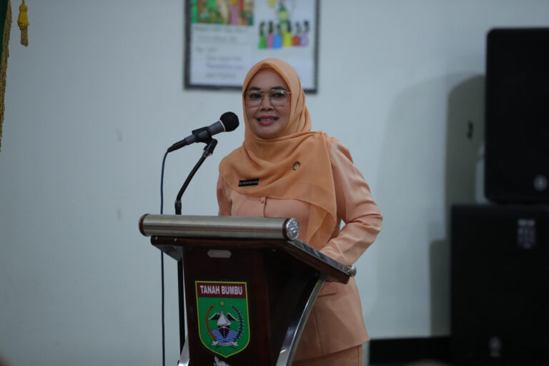 DWP Tanah Bumbu Menggelar The Makeup Workshop - Meratus News DWP Tanah Bumbu Menggelar The Makeup Workshop - Meratus News